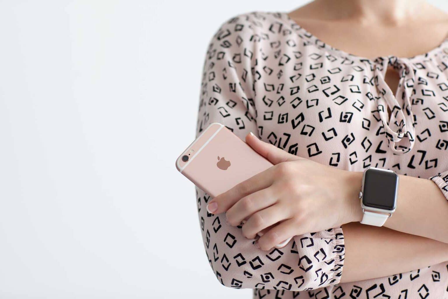 Loosen Your Grip on Technology to Enjoy a Hands-Free Life | The Grit ...